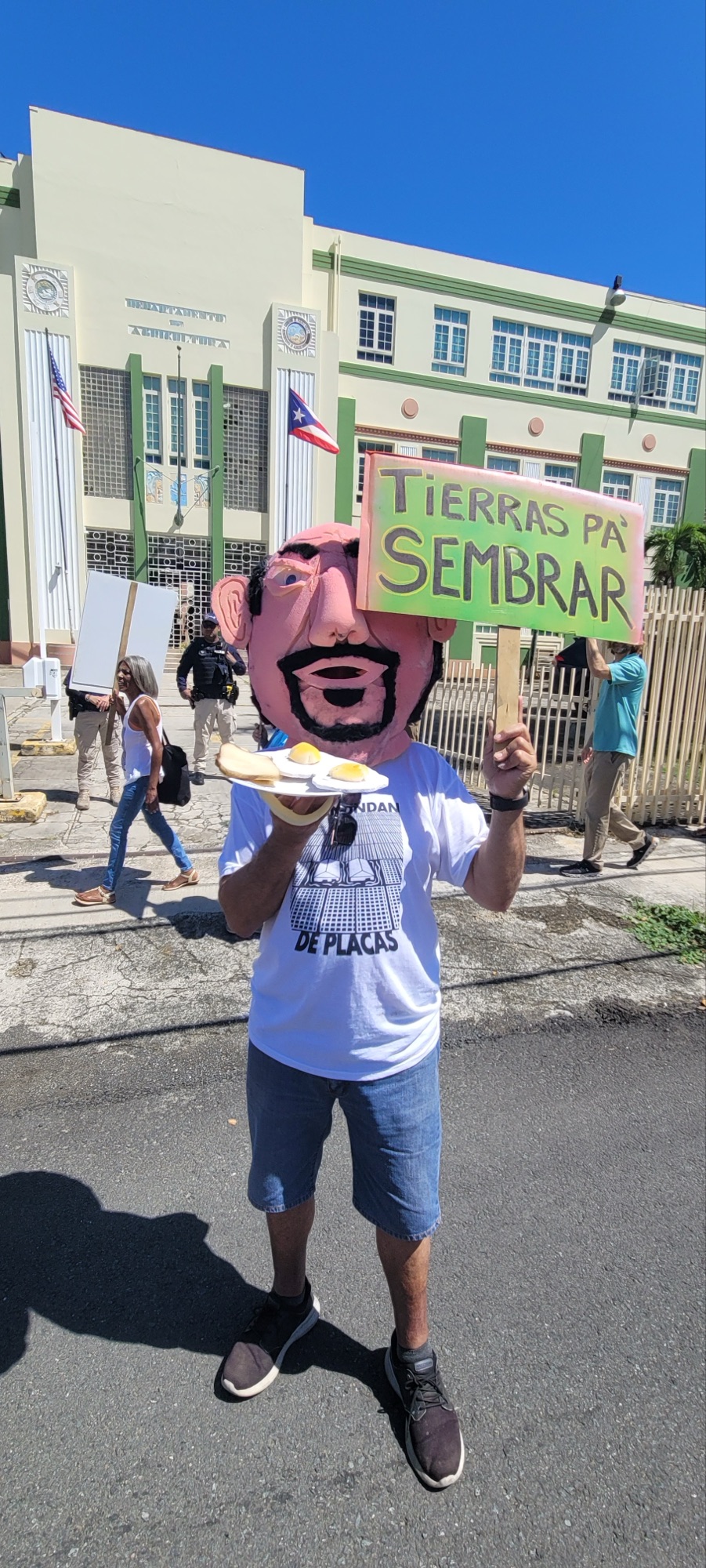 Comunidades de Salinas protestan contra el proyecto CIRO One del ...