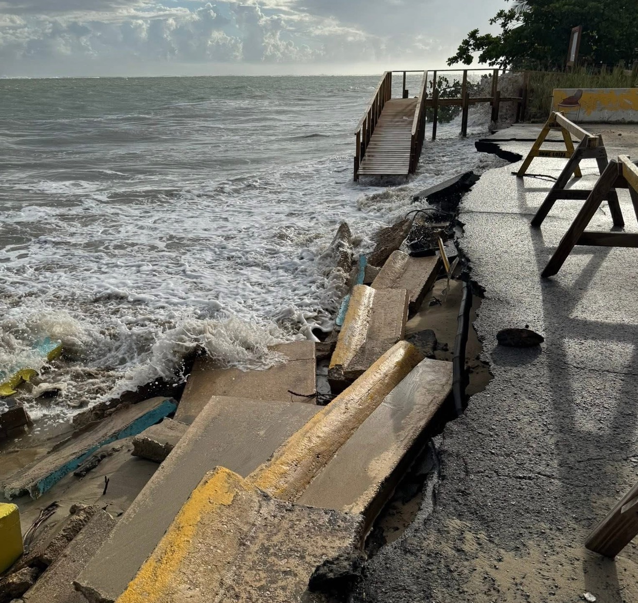 A pesar de los estragos de las inundaciones Julia no tira la toalla en ...